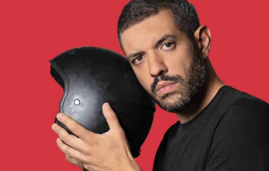 Il nuovo monologo “Limbo” di Francesco De Carlo arriva al Camploy